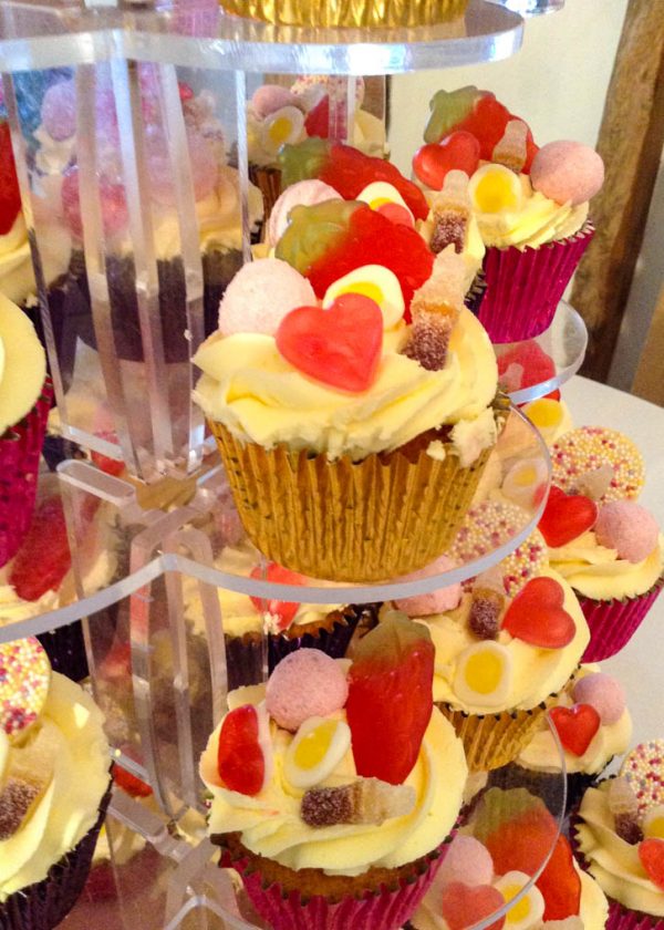 Wedding Cupcakes & Favours Gallery - Regency Cakes